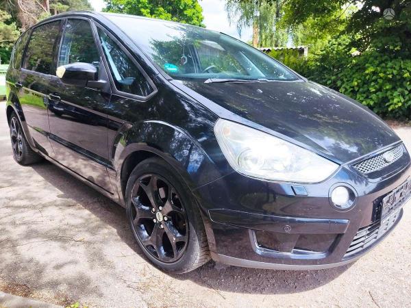 Black Ford S-Max 2008 in Utena, with an engine capacity of 2.00 L and mileage of 289 thousand km for 3150 €, photo 2 on AUTOMOTO.COM.LV