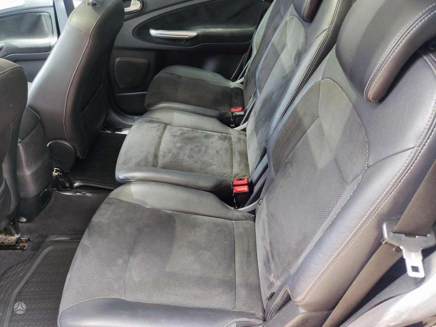 Melns Ford S-Max 2008 Utena, ar dzinēja tilpumu 2.00 L un nobraukumu 289 tūkst. km par 3150 €, foto 8 vietnē AUTOMOTO.COM.LV