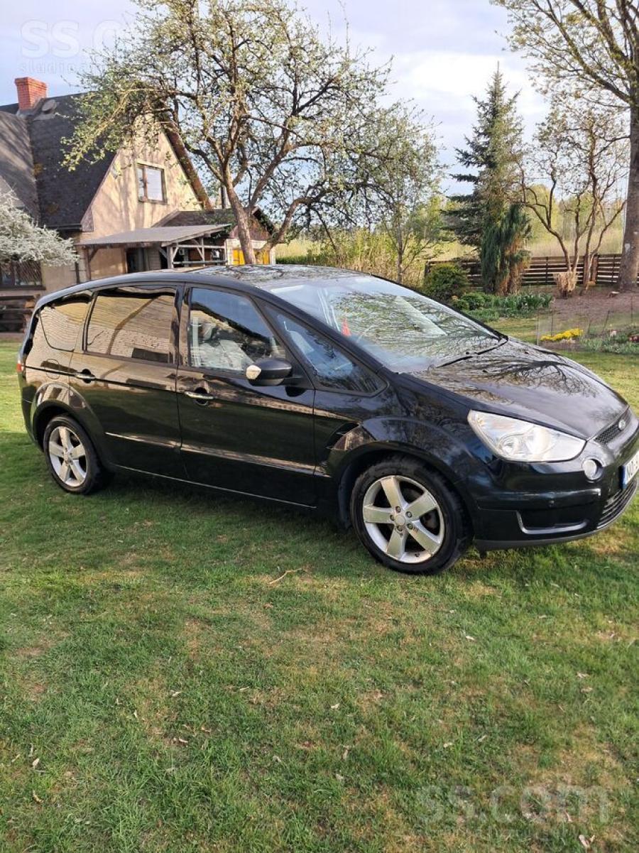 Melns Ford S-Max 2008 Kuldīga, ar dzinēja tilpumu 2.00 L un nobraukumu 290 tūkst. km par 2500 €, foto 1 vietnē AUTOMOTO.COM.LV
