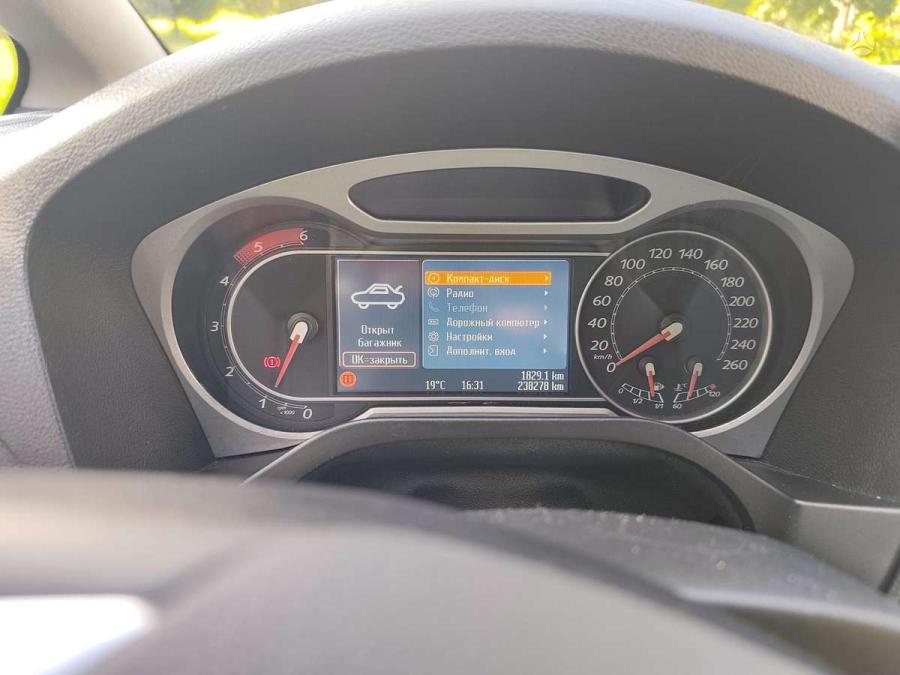 Melns Ford S-Max 2008 Telšiai, ar dzinēja tilpumu 2.20 L un nobraukumu 238 tūkst. km par 3500 €, foto 5 vietnē AUTOMOTO.COM.LV