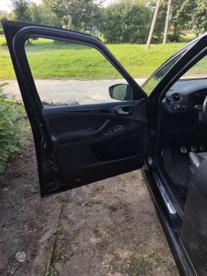 Melns Ford S-Max 2008 Telšiai, ar dzinēja tilpumu 2.20 L un nobraukumu 238 tūkst. km par 3500 €, foto 7 vietnē AUTOMOTO.COM.LV