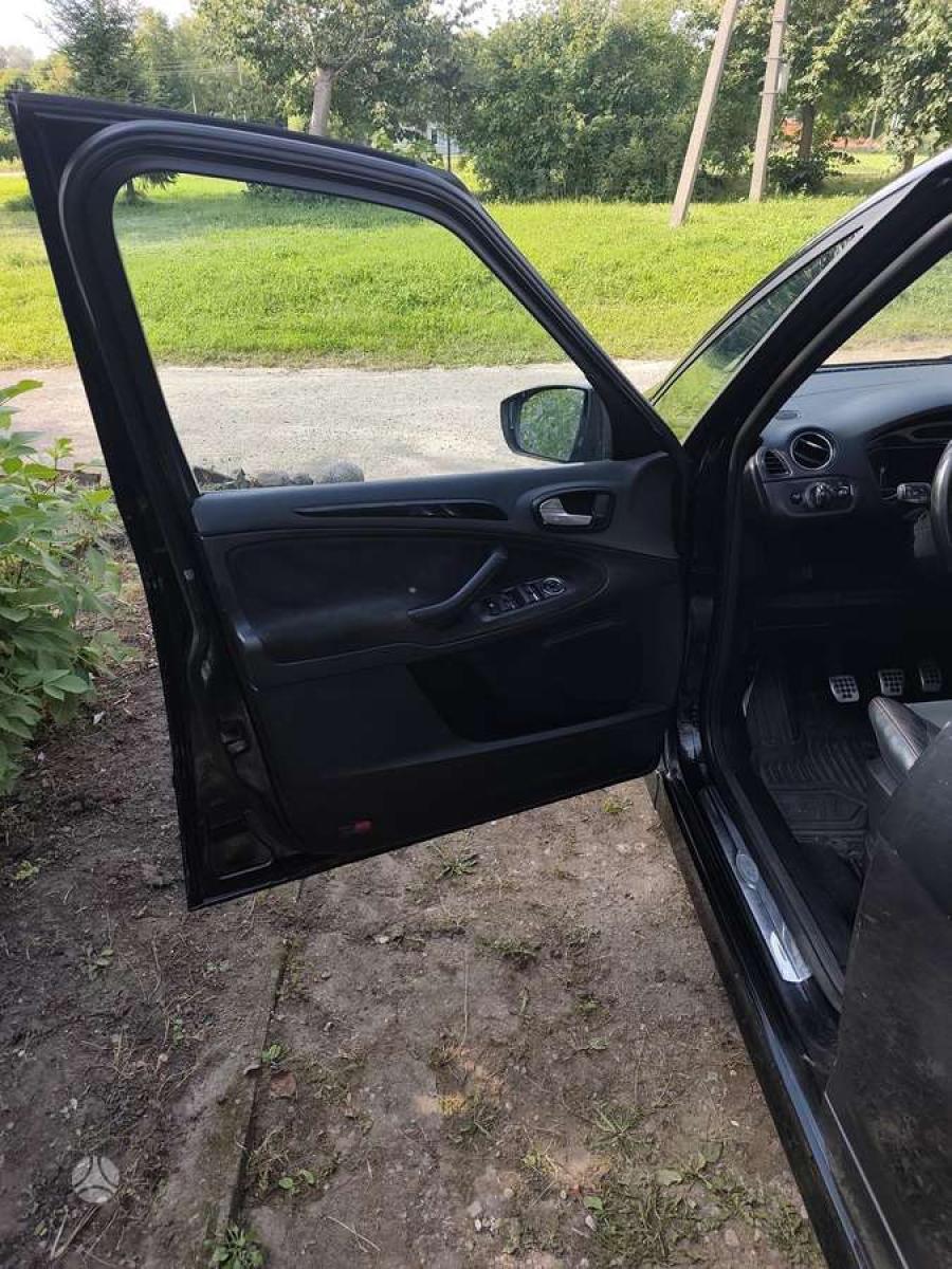 Melns Ford S-Max 2008 Telšiai, ar dzinēja tilpumu 2.20 L un nobraukumu 238 tūkst. km par 3500 €, foto 7 vietnē AUTOMOTO.COM.LV
