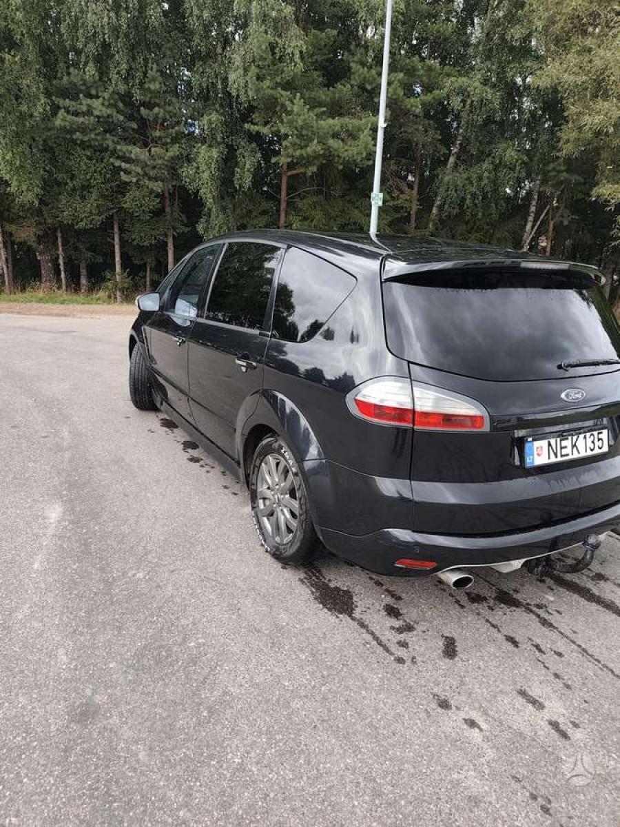 Melns Ford S-Max 2008 Telšiai, ar dzinēja tilpumu 2.20 L un nobraukumu 238 tūkst. km par 3500 €, foto 12 vietnē AUTOMOTO.COM.LV