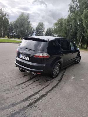 Melns Ford S-Max 2008 Telšiai, ar dzinēja tilpumu 2.20 L un nobraukumu 238 tūkst. km par 3500 €, foto 14 vietnē AUTOMOTO.COM.LV