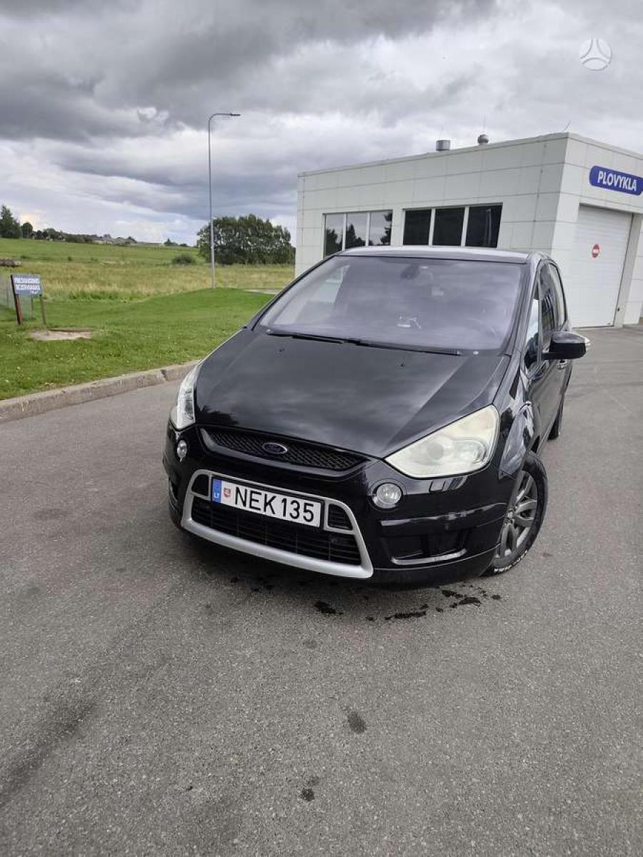 Melns Ford S-Max 2008 Telšiai, ar dzinēja tilpumu 2.20 L un nobraukumu 238 tūkst. km par 3500 €, foto 18 vietnē AUTOMOTO.COM.LV