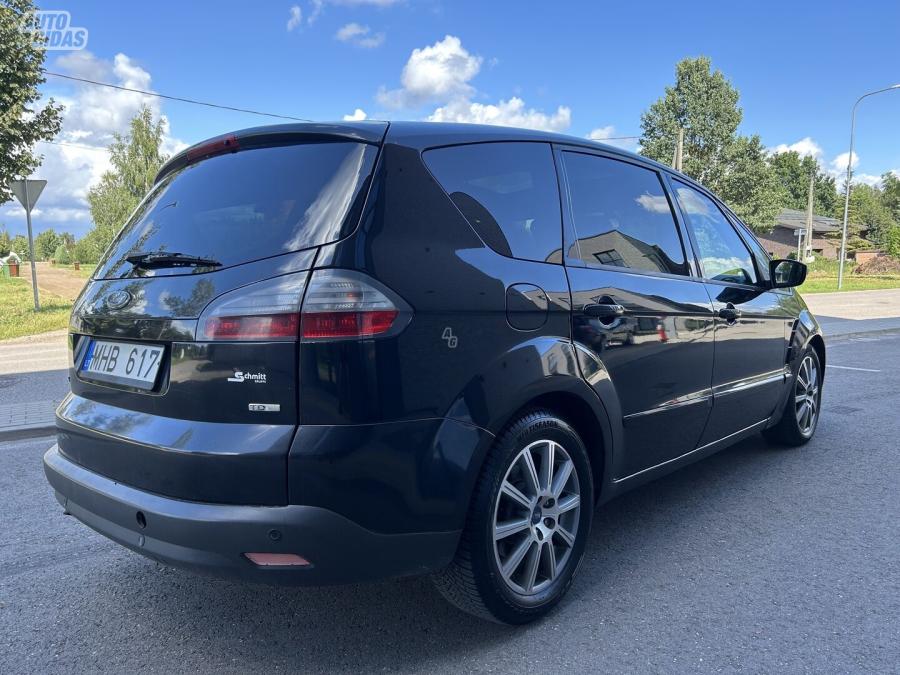 Melns Ford S-Max 2008 Kauņa, ar dzinēja tilpumu 2.00 L un nobraukumu 380 tūkst. km par 2350 €, foto 5 vietnē AUTOMOTO.COM.LV