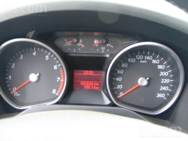 Black Ford S-Max 2008 in Limbazi, with an engine capacity of 2.50 L and mileage of 452 thousand km for 3620 €, photo 4 on AUTOMOTO.COM.LV