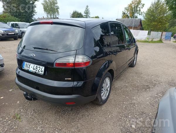 Melns Ford S-Max 2008 Rēzekne, ar dzinēja tilpumu 2.00 L un nobraukumu 262 tūkst. km par 2950 €, foto 4 vietnē AUTOMOTO.COM.LV