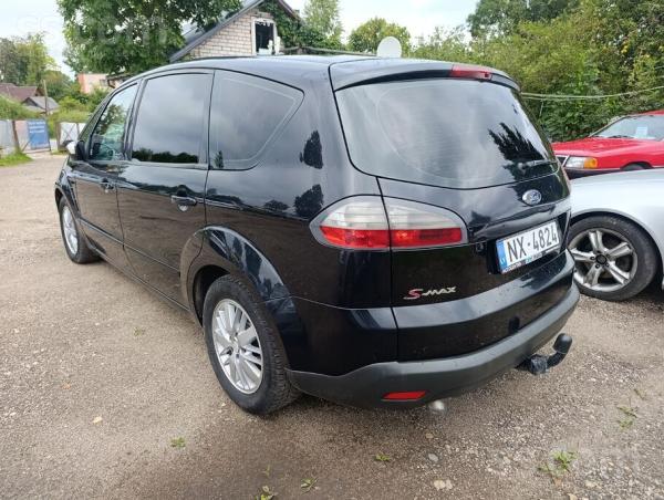 Melns Ford S-Max 2008 Rēzekne, ar dzinēja tilpumu 2.00 L un nobraukumu 262 tūkst. km par 2950 €, foto 5 vietnē AUTOMOTO.COM.LV