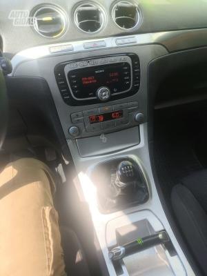 Black Ford S-Max 2008 in Pasvalys, with an engine capacity of 2.00 L and mileage of 210 thousand km for 1850 €, photo 4 on AUTOMOTO.COM.LV
