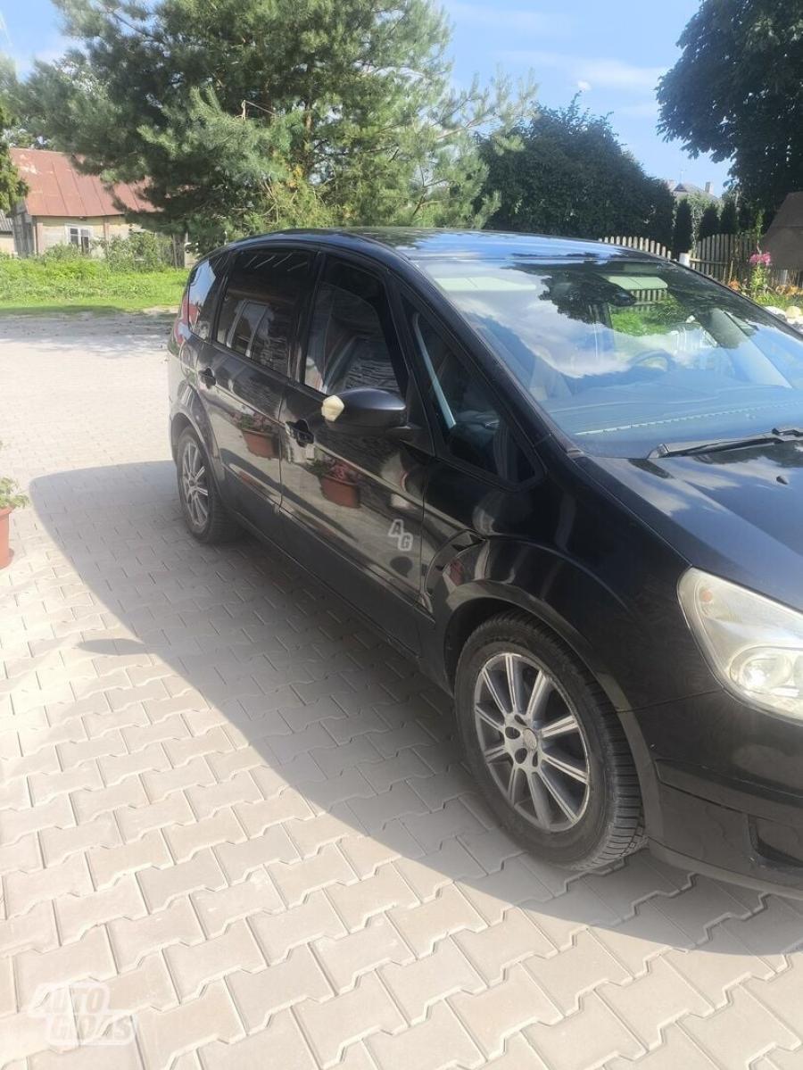 Black Ford S-Max 2008 in Pasvalys, with an engine capacity of 2.00 L and mileage of 210 thousand km for 1850 €, photo 5 on AUTOMOTO.COM.LV