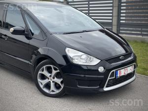 Black Ford S-Max 2008 in Jelgava, with an engine capacity of 2.20 L and mileage of 324 thousand km for 4500 €, photo 8 on AUTOMOTO.COM.LV