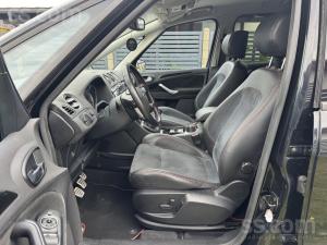 Black Ford S-Max 2008 in Jelgava, with an engine capacity of 2.20 L and mileage of 324 thousand km for 4500 €, photo 11 on AUTOMOTO.COM.LV