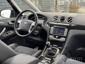 Black Ford S-Max 2008 in Jelgava, with an engine capacity of 2.20 L and mileage of 324 thousand km for 4500 €, photo 15 on AUTOMOTO.COM.LV