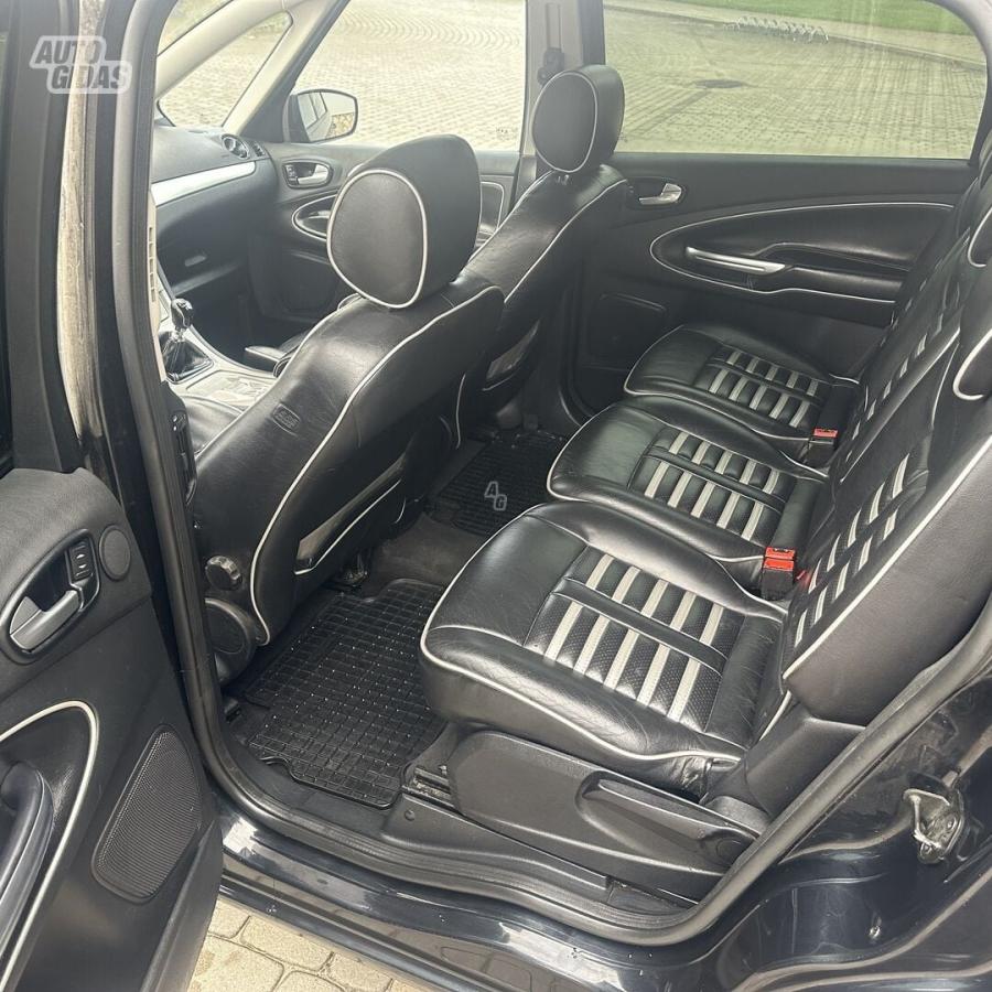 Melns Ford S-Max 2008 Druskininkai, ar dzinēja tilpumu 2.00 L un nobraukumu 280 tūkst. km par 3100 €, foto 7 vietnē AUTOMOTO.COM.LV