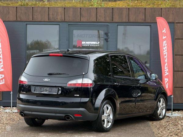 Melns Ford S-Max 2008 Viļņa, ar dzinēja tilpumu 2.18 L un nobraukumu 223 tūkst. km par 4350 €, foto 6 vietnē AUTOMOTO.COM.LV