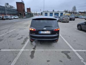 Black Ford S-Max 2009 in Siauliai, with an engine capacity of 2.00 L and mileage of 211 thousand km for 3800 €, photo 2 on AUTOMOTO.COM.LV