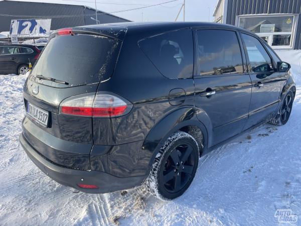 Melns Ford S-Max 2009 Kauņa, ar dzinēja tilpumu 2.30 L un nobraukumu 240 tūkst. km par 3150 €, foto 6 vietnē AUTOMOTO.COM.LV