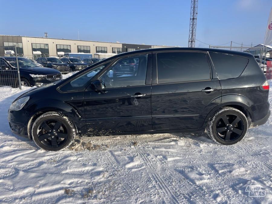 Melns Ford S-Max 2009 Kauņa, ar dzinēja tilpumu 2.30 L un nobraukumu 240 tūkst. km par 3150 €, foto 8 vietnē AUTOMOTO.COM.LV
