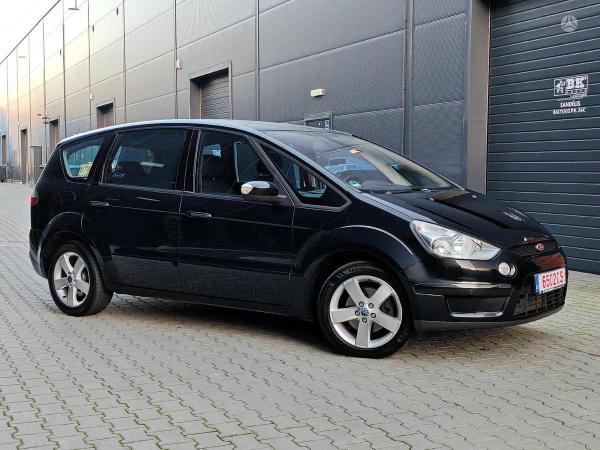 Melns Ford S-Max 2009 Klaipėda, ar dzinēja tilpumu 2.00 L un nobraukumu 235 tūkst. km par 4500 €, foto 4 vietnē AUTOMOTO.COM.LV