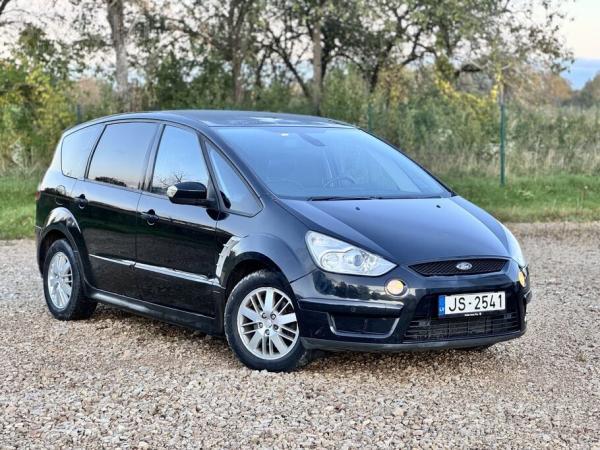 Melns Ford S-Max 2009 Rīga, ar dzinēja tilpumu 2.00 L un nobraukumu 315 tūkst. km par 3100 €, foto 6 vietnē AUTOMOTO.COM.LV
