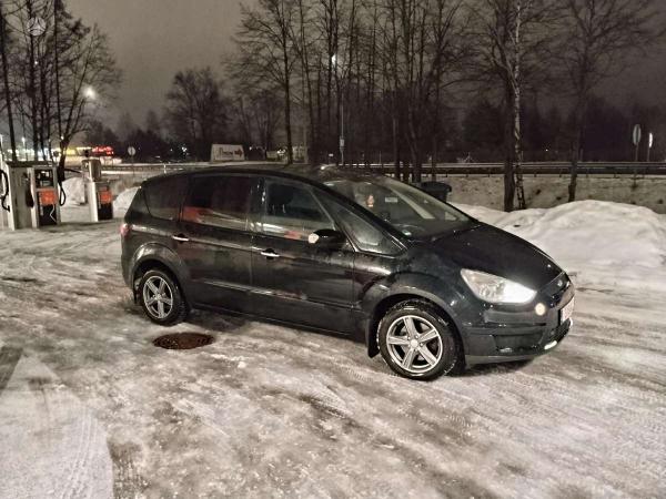 Melns Ford S-Max 2009 Viļņa, ar dzinēja tilpumu 2.00 L un nobraukumu 225 tūkst. km par 3400 €, foto 1 vietnē AUTOMOTO.COM.LV