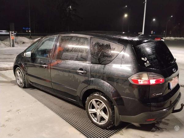 Melns Ford S-Max 2009 Viļņa, ar dzinēja tilpumu 2.00 L un nobraukumu 225 tūkst. km par 3400 €, foto 3 vietnē AUTOMOTO.COM.LV