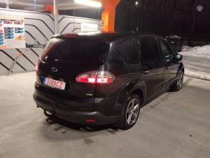 Black Ford S-Max 2009 in Vilnius, with an engine capacity of 2.00 L and mileage of 225 thousand km for 3400 €, photo 4 on AUTOMOTO.COM.LV
