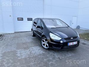 Black Ford S-Max 2009 in Riga, with an engine capacity of 2.20 L and mileage of 304 thousand km for 4990 €, photo 3 on AUTOMOTO.COM.LV