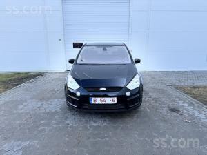 Black Ford S-Max 2009 in Riga, with an engine capacity of 2.20 L and mileage of 304 thousand km for 4990 €, photo 4 on AUTOMOTO.COM.LV