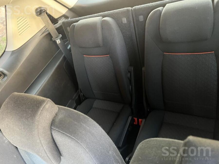 Melns Ford S-Max 2009 Rēzekne, ar dzinēja tilpumu 1.80 L un nobraukumu 0 tūkst. km par 2950 €, foto 9 vietnē AUTOMOTO.COM.LV