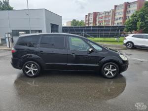 Melns Ford S-Max 2009 Prienai, ar dzinēja tilpumu 2.00 L un nobraukumu 316 tūkst. km par 2750 €, foto 6 vietnē AUTOMOTO.COM.LV