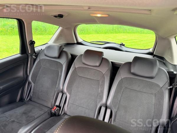Melns Ford S-Max 2009 Daugavpils, ar dzinēja tilpumu 2.00 L un nobraukumu 349 tūkst. km par 3500 €, foto 8 vietnē AUTOMOTO.COM.LV