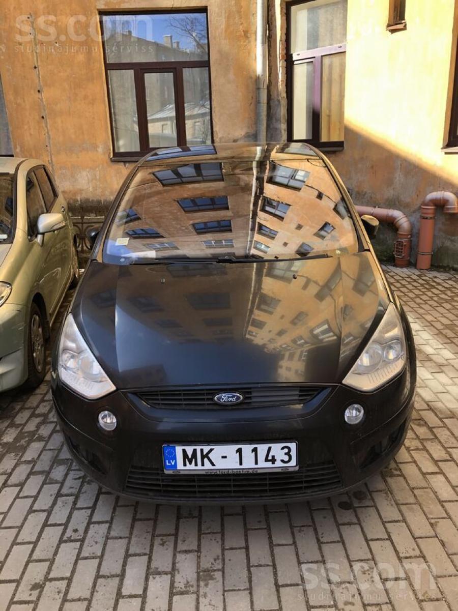 Melns Ford S-Max 2009 Rīga, ar dzinēja tilpumu 2.00 L un nobraukumu 362 tūkst. km par 3200 €, foto 1 vietnē AUTOMOTO.COM.LV