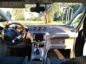 Melns Ford S-Max 2009 Rīga, ar dzinēja tilpumu 2.00 L un nobraukumu 362 tūkst. km par 3200 €, foto 4 vietnē AUTOMOTO.COM.LV