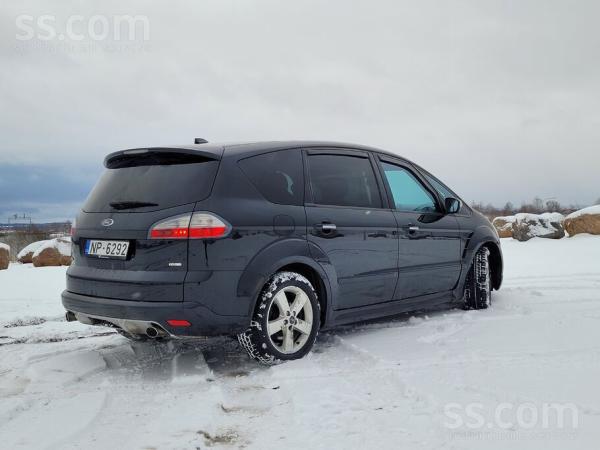 Melns Ford S-Max 2009 Daugavpils, ar dzinēja tilpumu 2.20 L un nobraukumu 295 tūkst. km par 3600 €, foto 2 vietnē AUTOMOTO.COM.LV