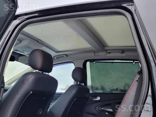 Melns Ford S-Max 2009 Daugavpils, ar dzinēja tilpumu 2.20 L un nobraukumu 295 tūkst. km par 3600 €, foto 9 vietnē AUTOMOTO.COM.LV