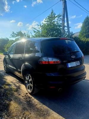 Black Ford S-Max 2009 in Vilnius, with an engine capacity of 2.18 L and mileage of 294 thousand km for 3100 €, photo 11 on AUTOMOTO.COM.LV
