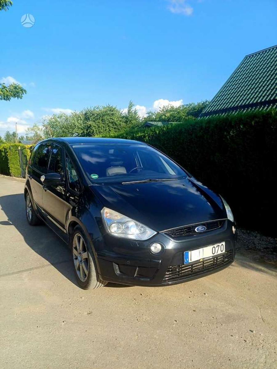 Black Ford S-Max 2009 in Vilnius, with an engine capacity of 2.18 L and mileage of 294 thousand km for 3100 €, photo 12 on AUTOMOTO.COM.LV