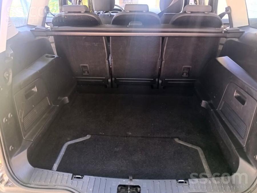 Melns Ford S-Max 2009 Valmiera, ar dzinēja tilpumu 2.00 L un nobraukumu 381 tūkst. km par 3100 €, foto 6 vietnē AUTOMOTO.COM.LV