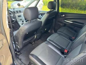 Melns Ford S-Max 2009 Rēzekne, ar dzinēja tilpumu 1.80 L un nobraukumu 226 tūkst. km par 3650 €, foto 9 vietnē AUTOMOTO.COM.LV