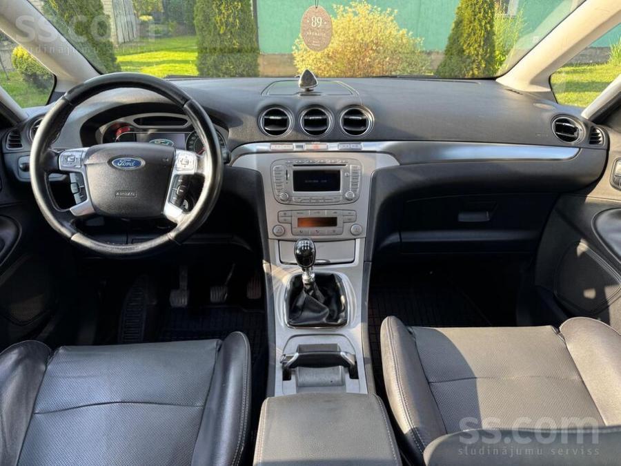 Melns Ford S-Max 2009 Rēzekne, ar dzinēja tilpumu 1.80 L un nobraukumu 226 tūkst. km par 3650 €, foto 11 vietnē AUTOMOTO.COM.LV