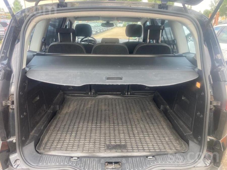 Melns Ford S-Max 2009 Rīga, ar dzinēja tilpumu 2.00 L un nobraukumu 292 tūkst. km par 3900 €, foto 8 vietnē AUTOMOTO.COM.LV