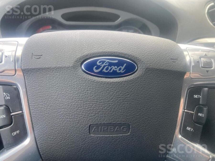 Melns Ford S-Max 2009 Rīga, ar dzinēja tilpumu 2.00 L un nobraukumu 292 tūkst. km par 3900 €, foto 10 vietnē AUTOMOTO.COM.LV