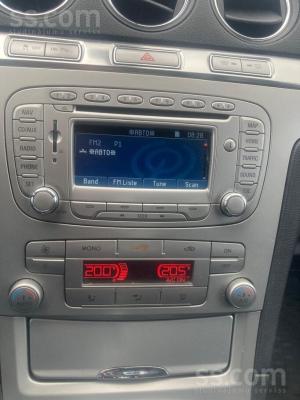 Melns Ford S-Max 2009 Rīga, ar dzinēja tilpumu 2.00 L un nobraukumu 292 tūkst. km par 3900 €, foto 11 vietnē AUTOMOTO.COM.LV