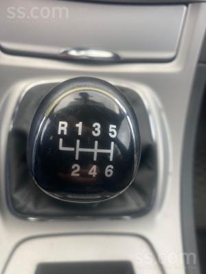 Melns Ford S-Max 2009 Rīga, ar dzinēja tilpumu 2.00 L un nobraukumu 292 tūkst. km par 3900 €, foto 13 vietnē AUTOMOTO.COM.LV