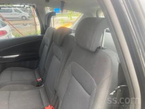 Melns Ford S-Max 2009 Rīga, ar dzinēja tilpumu 2.00 L un nobraukumu 292 tūkst. km par 3900 €, foto 19 vietnē AUTOMOTO.COM.LV