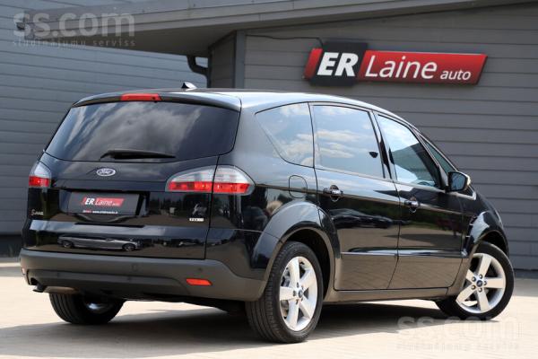 Black Ford S-Max 2009 in Tukums, with an engine capacity of 2.00 L and mileage of 218 thousand km for 4300 €, photo 3 on AUTOMOTO.COM.LV