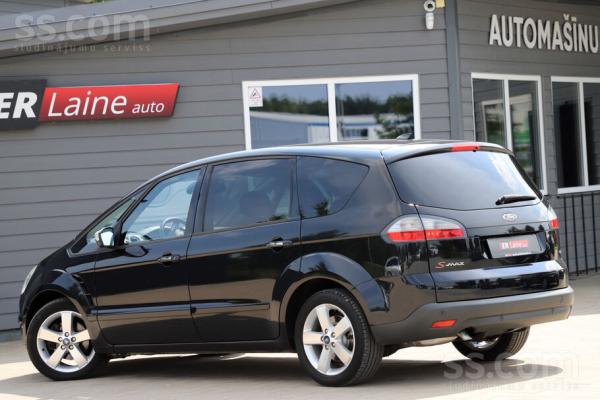 Black Ford S-Max 2009 in Tukums, with an engine capacity of 2.00 L and mileage of 218 thousand km for 4300 €, photo 6 on AUTOMOTO.COM.LV