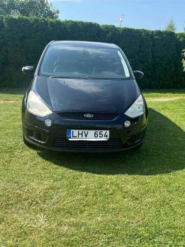 Black Ford S-Max 2009 in Marijampole, with an engine capacity of 2.00 L and mileage of 350 thousand km for 3500 €, photo 1 on AUTOMOTO.COM.LV